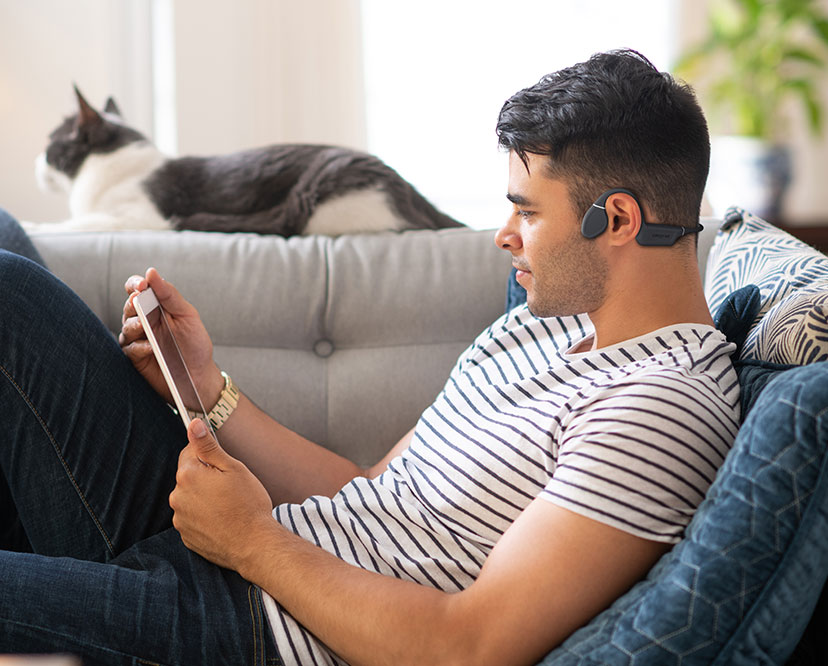 Creative Outlier Free - 带有蓝牙® 5.3 的无线骨传导耳机 - 创新科技（中国）